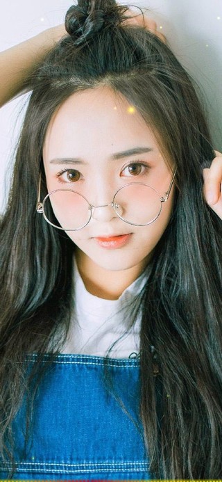 眼镜美女 美女手机动态壁纸 美女手机壁纸下载 元气壁纸