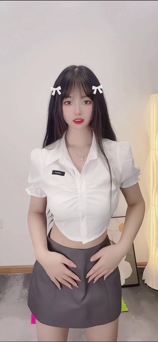 乖巧女孩壁纸 乖巧女孩手机壁纸 乖巧女孩手机动态壁纸 元气壁纸