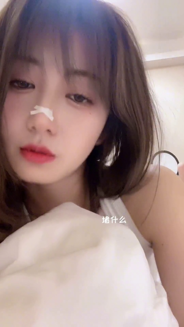 国庆不堵车,堵你的嘴吗?美女手机动态壁纸 美女手机壁纸下载 元气壁纸