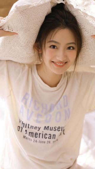 微笑美女壁纸 微笑美女手机壁纸 微笑美女手机静态壁纸 元气壁纸