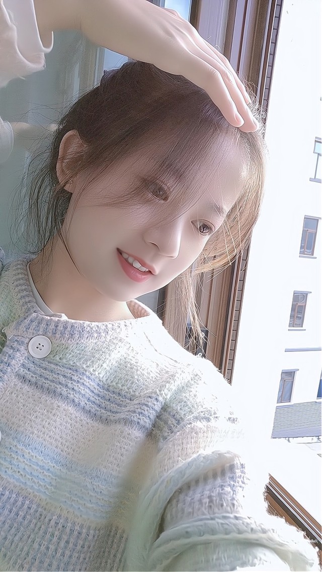 治愈系笑容美女手机静态壁纸 美女手机壁纸下载 元气壁纸