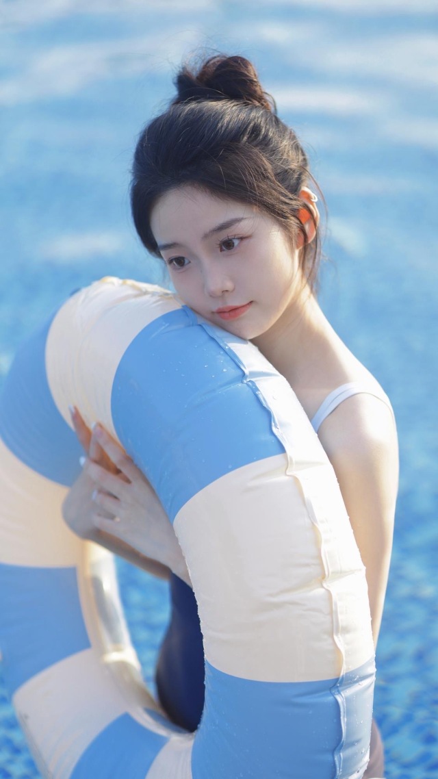 海边美女美女手机静态壁纸 美女手机壁纸下载 元气壁纸