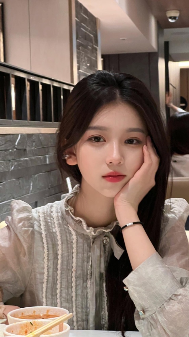 美女壁纸美女手机静态壁纸 美女手机壁纸下载 元气壁纸